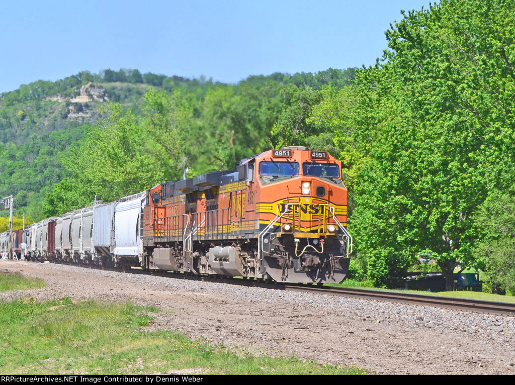 BNSF 4951, BNSF's Aurora Sub.